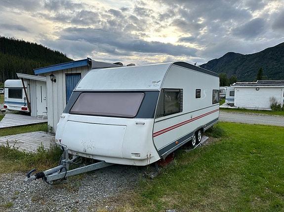 Selge campingvogn: Solifer S10+ Finlandia - 2002 - Soveplasser 4 - Egenvekt 1 390 kg | FINN.no