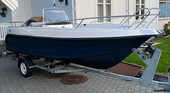 Til salgs: Uttern NY PRIS!!! Uttern 5602 2000 modell med Mercury 115hk ...