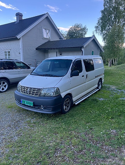 Bruktbil til salgs: Toyota HiAce - 2007 - Hvit - 117 hk - Kasse | FINN.no