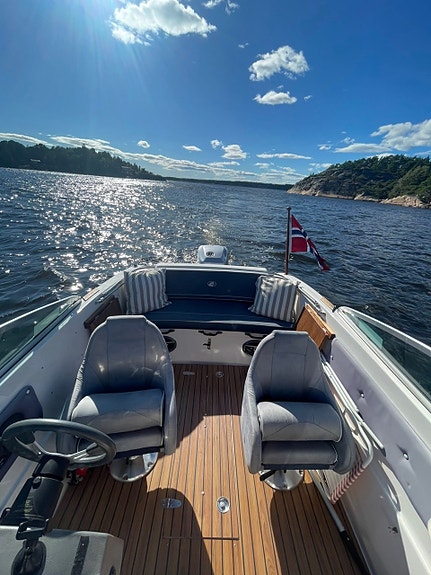 Til salgs: Uttern D55 Exclusive - 2006 | FINN.no