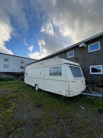 Selge campingvogn: Tabbert - 2000 - Soveplasser 2 - Egenvekt 1 600 kg | FINN.no