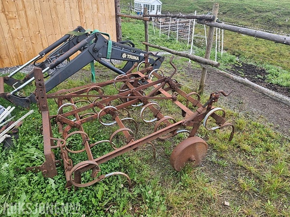 Til salgs: Traktor harv og heste harv Gammel - 1900 | FINN.no