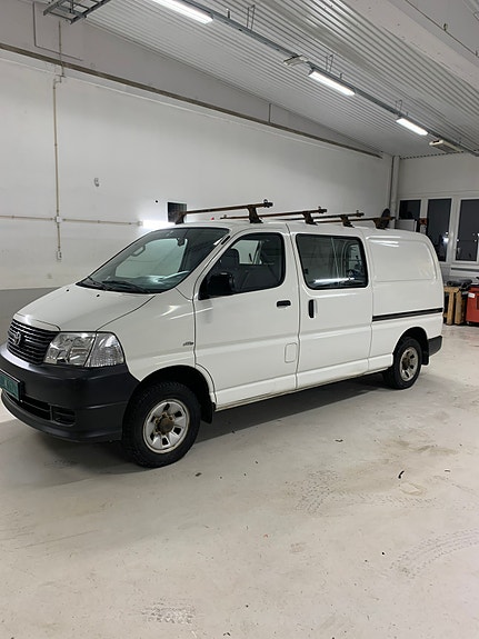 Bruktbil til salgs: Toyota HiAce - 2007 - Hvit - 117 hk - Kasse | FINN.no