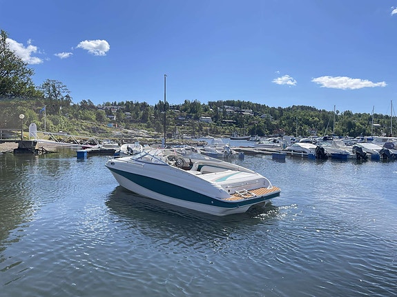 Til salgs: Rinker Captiva 232 - 1995 | FINN.no