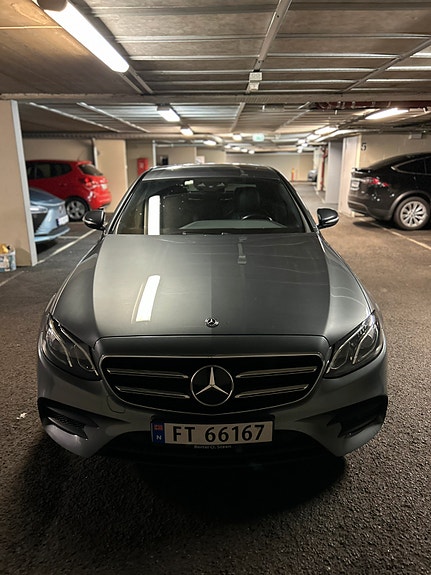 Bruktbil til salgs: Mercedes-Benz E-Klasse - 2020 - Grå - 306 hk ...