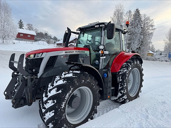 Til salgs: Massey Ferguson 7s.210 Dyna-VT - 2024 - 222 hk | FINN.no
