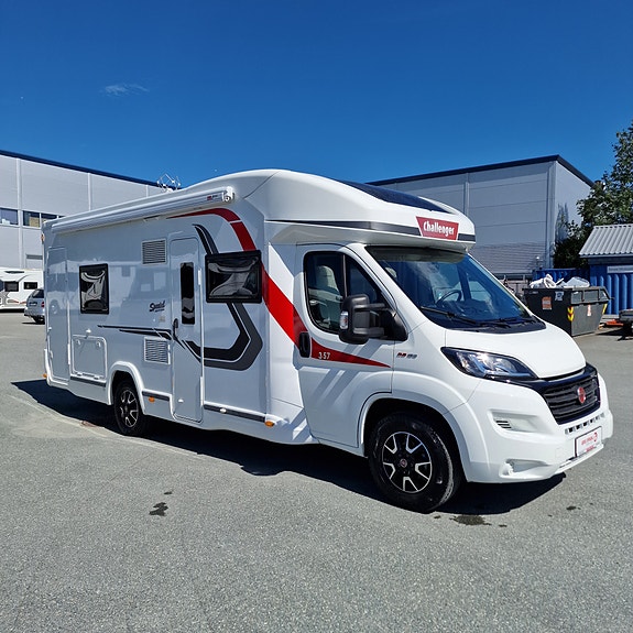 Bobil til salgs: Challenger 357 Lave enkeltsenger Truma diesel+230v SmartLounge - 2018 ...