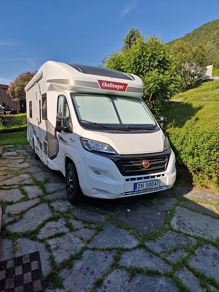 Bobil til salgs: Challenger 377 - 2017 - Delintegrert - 150 hk - 2,3 l | FINN.no