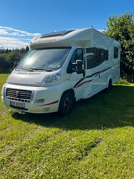Bobil til salgs: Sunlight T68 - 2014 - Delintegrert - 131 hk | FINN.no