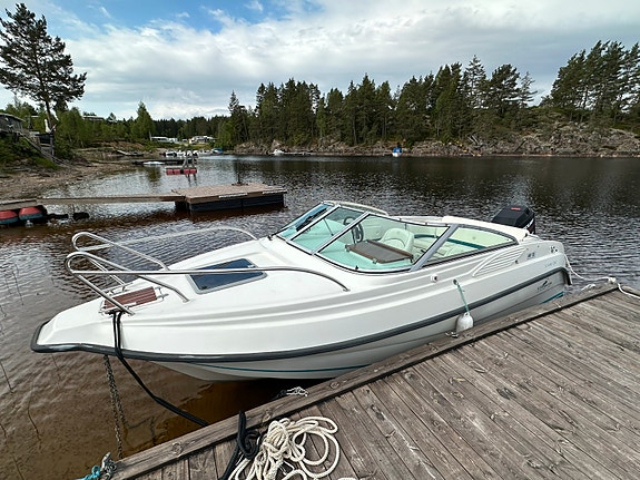 Til salgs: Uttern 5500 DC Exclusive - 2001 | FINN.no