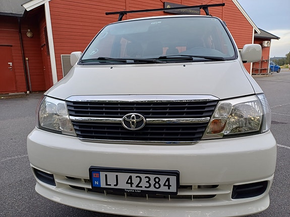 Bruktbil til salgs: Toyota HiAce - 2011 - Hvit - 117 hk - Flerbruksbil ...