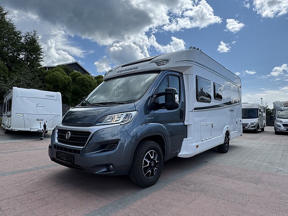 Bobil til salgs: Weinsberg R58 QUEENBED 2,3 l 130HK AUT NAVI R.KAMERA 3500KG REG FOR 4 PERS HEVE ...