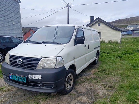 Bruktbil til salgs: Toyota HiAce - 2007 - Hvit - 117 hk - Kasse | FINN.no
