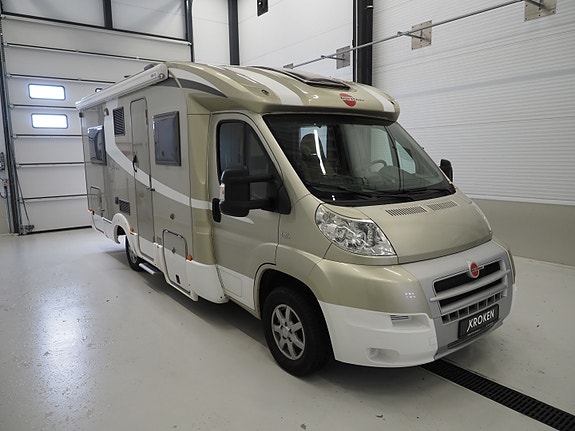 Bobil til salgs: Bürstner Solano T 615 - Solcelle -Romslig bobil - 2009 - Delintegrert - 131 hk ...