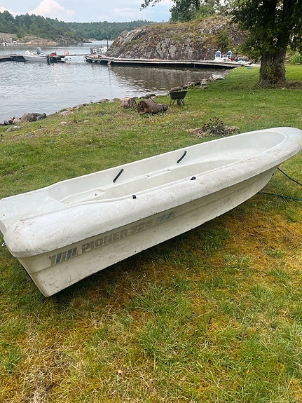 Til salgs: Pioner 325 - 2002 | FINN.no