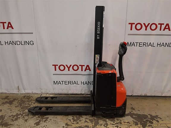 Til salgs: Toyota SWE080L - 2022 - Truck - Løftekapasitet: 800 kg ...