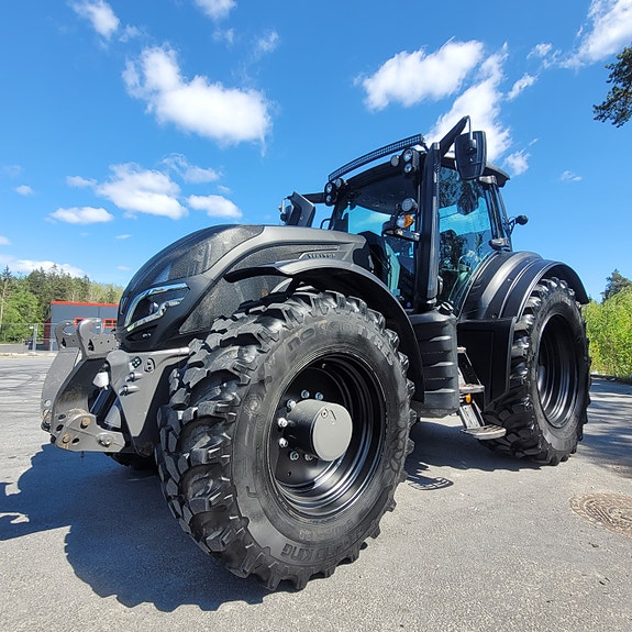 Til salgs: Valtra T235 Direct - 2023 - 250 hk | FINN.no