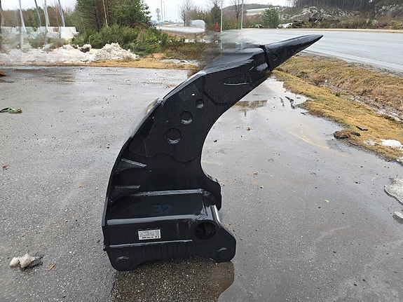 Til salgs: S30 - S80 Ripper Anleggsenteret - 2024 - Tilbehør | FINN.no