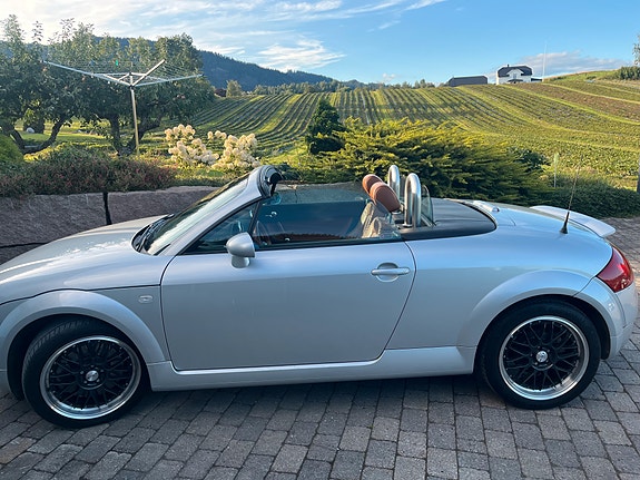 Bruktbil til salgs: Audi TT - 2000 - Sølv - 180 hk - Cabriolet | FINN.no