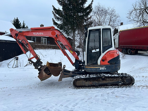 Til salgs: Kubota U45-3 m hydr. pusseskuff - 2003 - Minigraver | FINN.no
