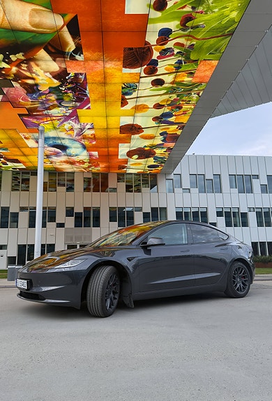 Bruktbil til salgs: Tesla Model 3 - 2024 - Grå - 498 hk - Sedan | FINN.no