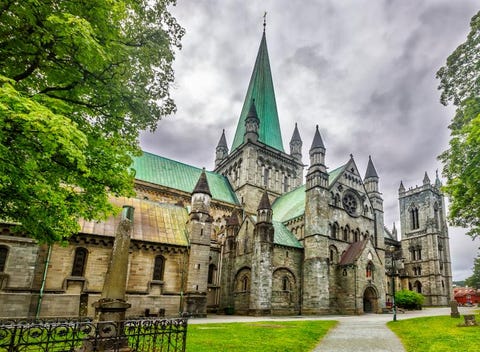 Fly fra Oslo til Trondheim - Finn billige flybilletter | FINN reise